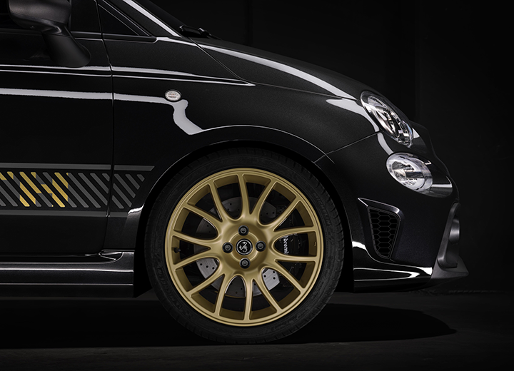 Abarth 695 75° Anniversario Sports Car | Abarth Cars